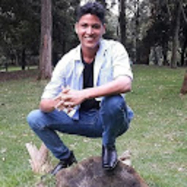Anthony Calderon | profe.social