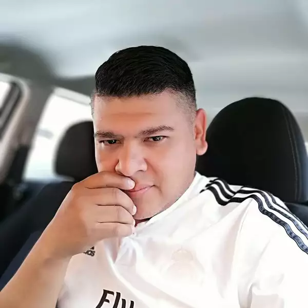 César Barrón | profe.social