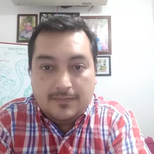 adrian delgado | profe.social