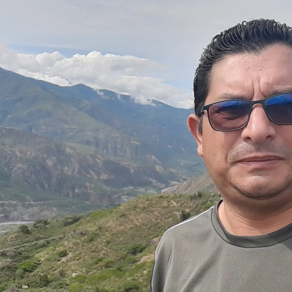 Jorge Báez | profe.social