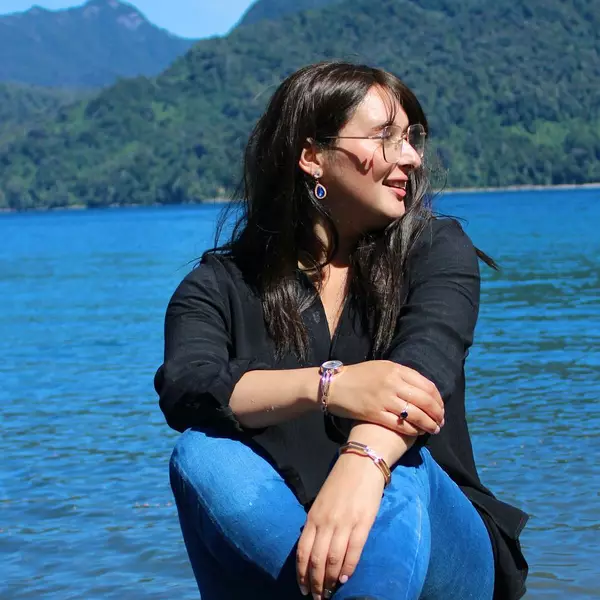 Ivette Morales | profe.social