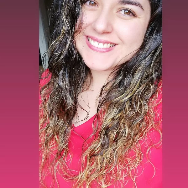 Camila campos | profe.social