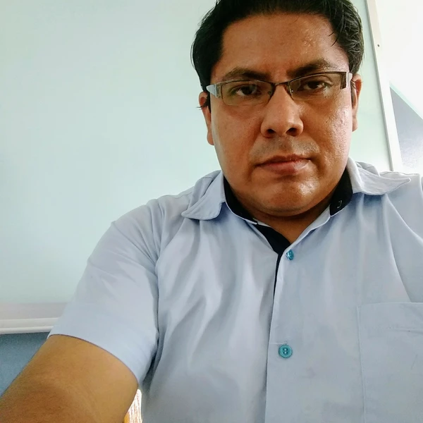 Javier Hernández | profe.social